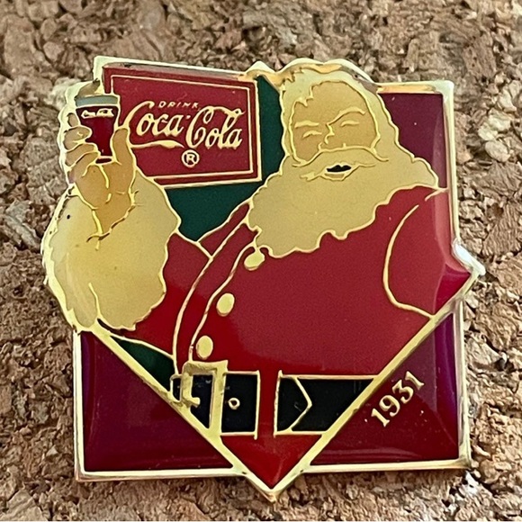 Coca Cola | Jewelry | Vintage Coca Cola 931 Santa Claus Enamel Pin ...